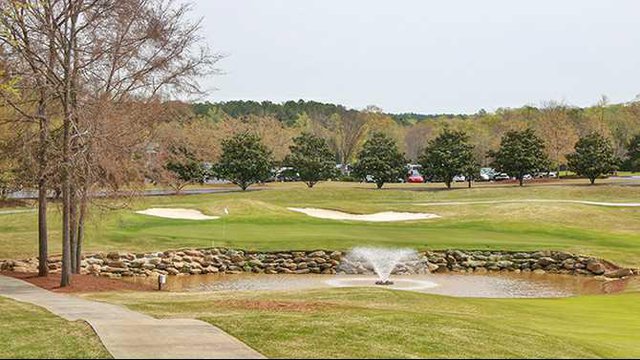 Cherokee Run offers picturesque test - The Covington News