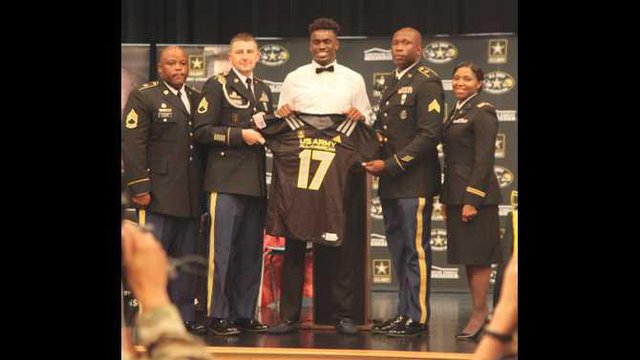 Holloman to play on high school footballs biggest stage - The Covington ...