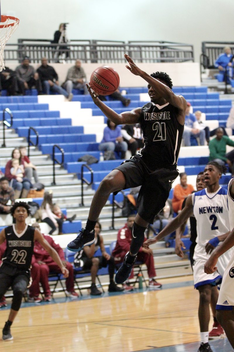 SUPER 8 SHOWCASE: Newton's Dre Butler, Ashton Hagans upstage Khavon ...