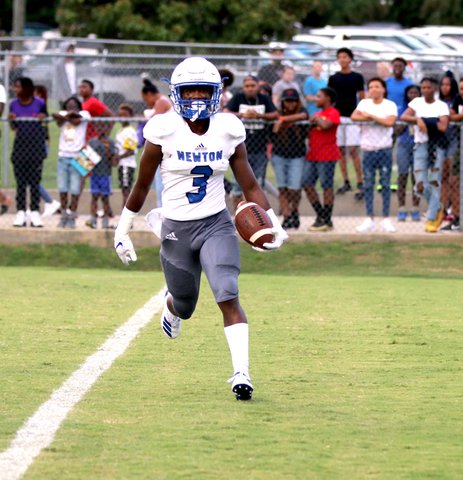 FOOTBALL: Newton High shuts out a hampered Alcovy team 45-0 in season ...