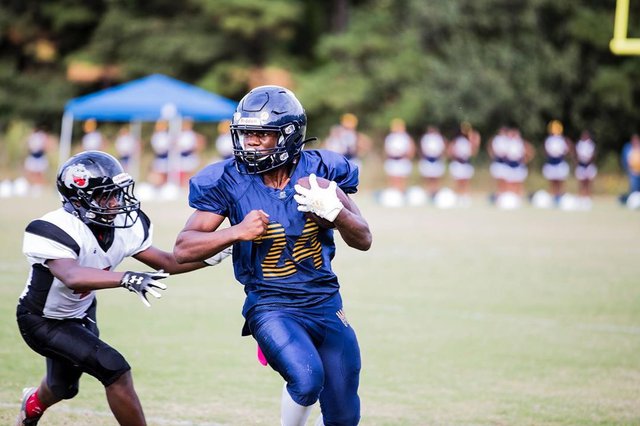 PREP FOOTBALL: Clements continues perfect run, set to face Veterans in ...