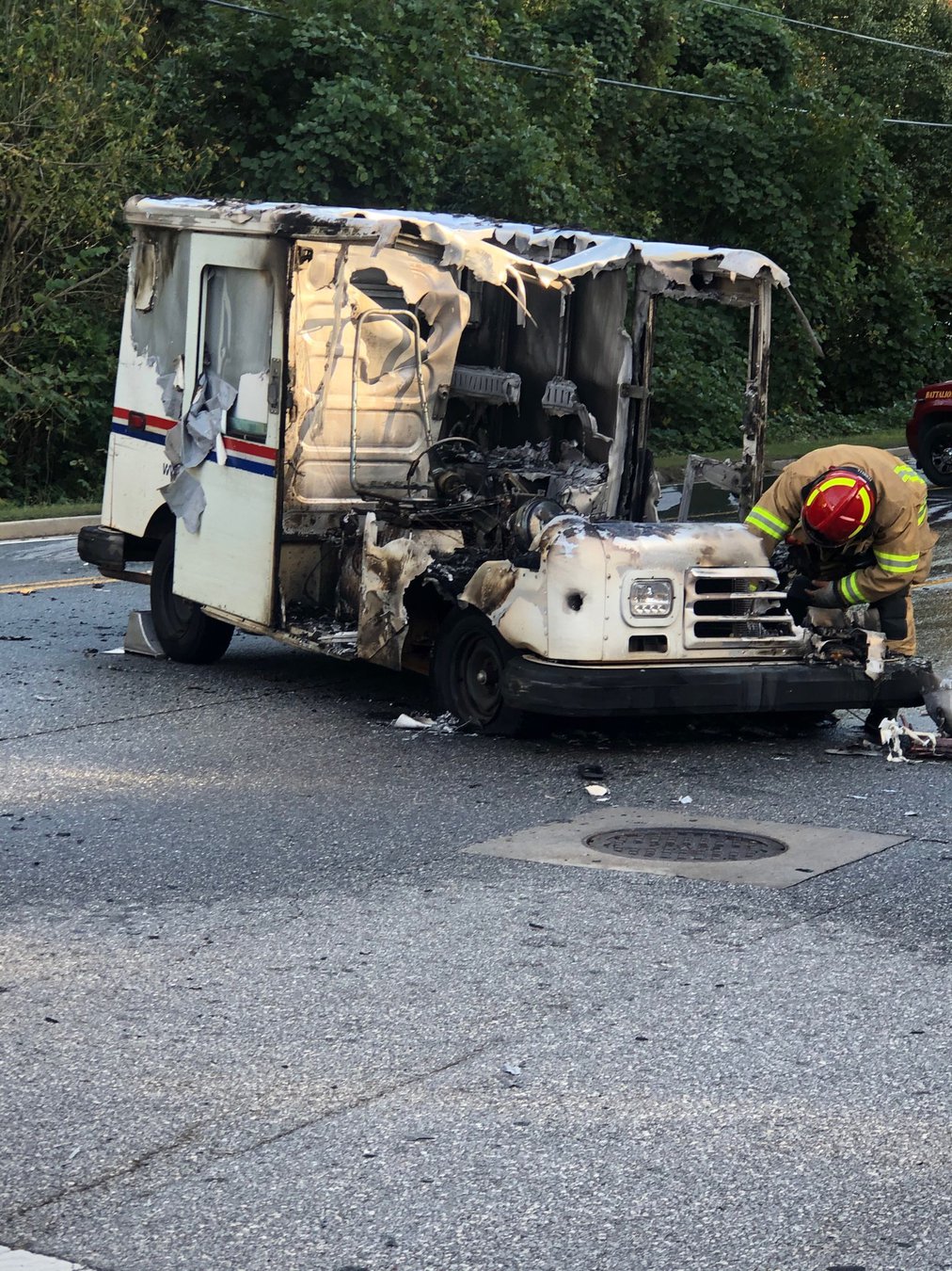 USPS mail truck caught on fire in Covington - The Covington News