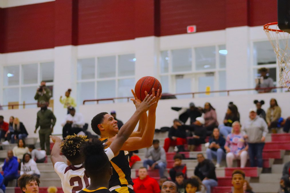PREP BASKETBALL: Alcovy shuts down opposition in season opening victory ...