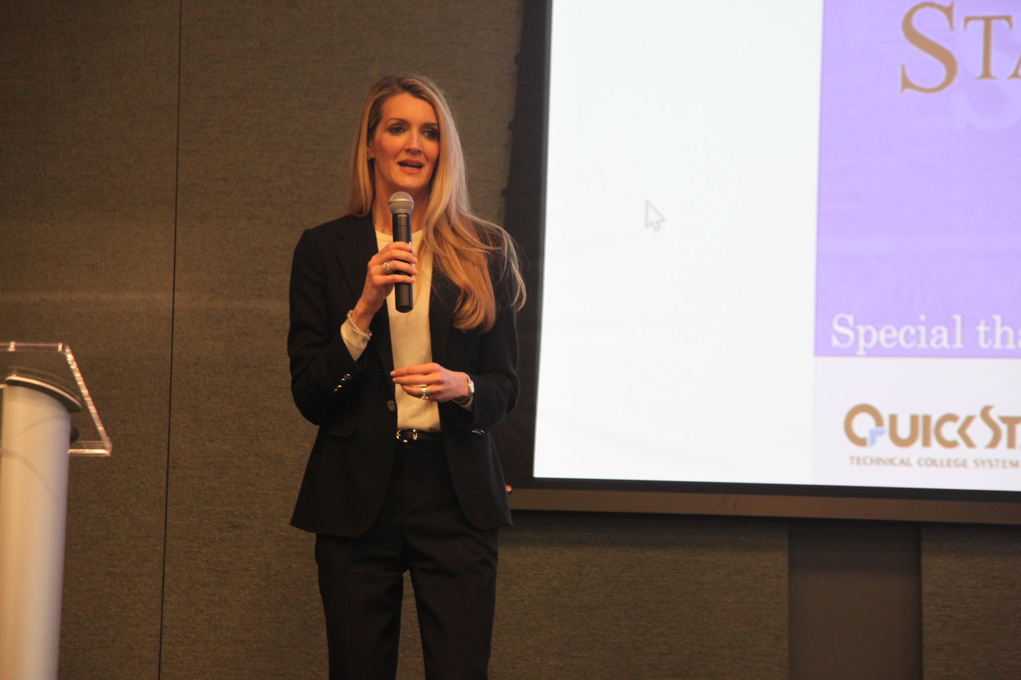 Sen. Loeffler, Rep. Hice visit Stanton Springs - The Covington News