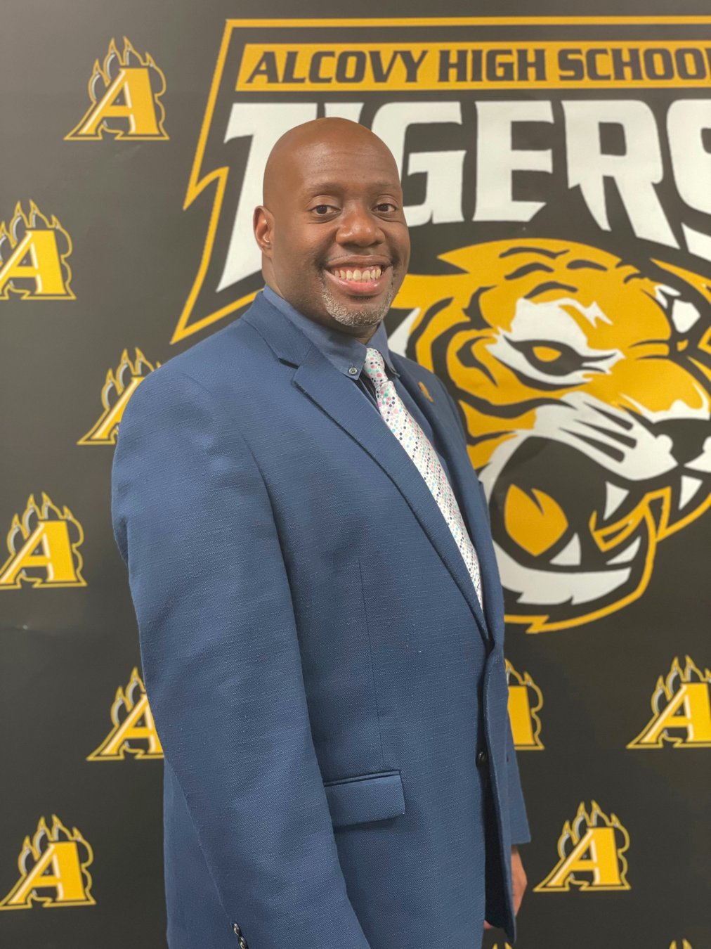 Alcovy High assistant principal named Nobel Educator of Distinction ...