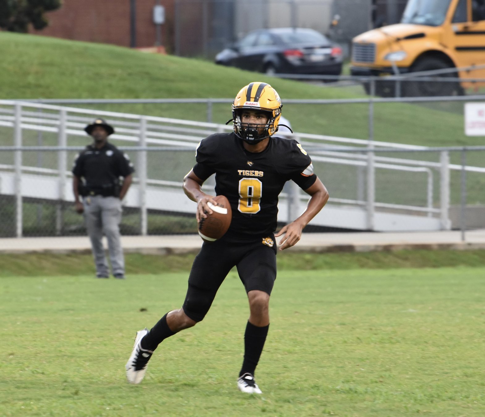 Here's what Alcovy football did against Lithonia that it hadn't done in ...