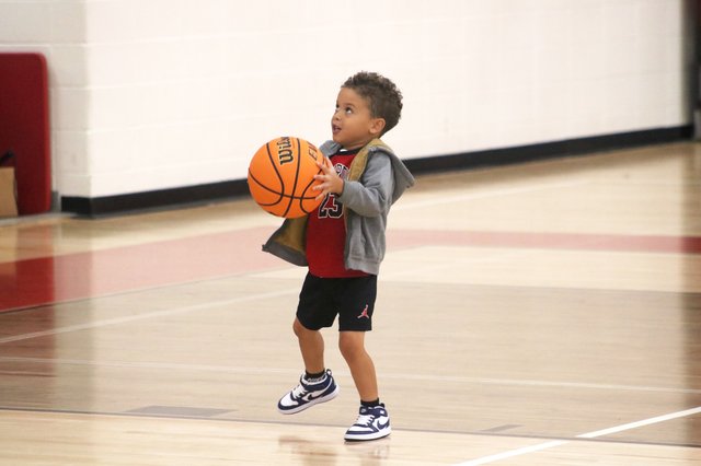 20-plus kids participate in Social Circle basketball's camp - The ...