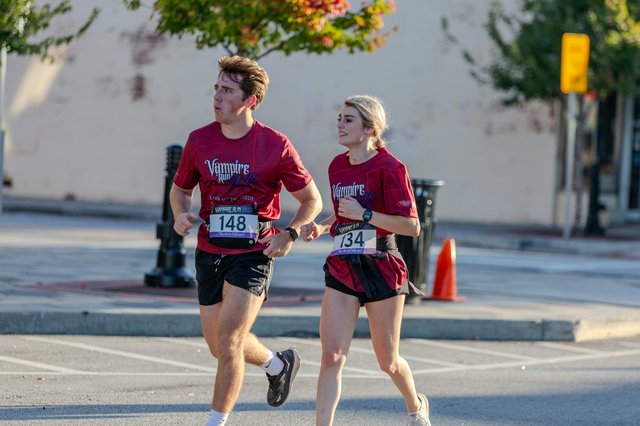 Vampire Run hosts 200-plus participants over weekend - The Covington News