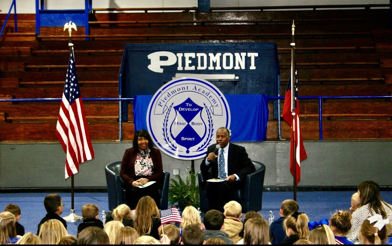 Ben Carson visits Piedmont Academy - The Covington News