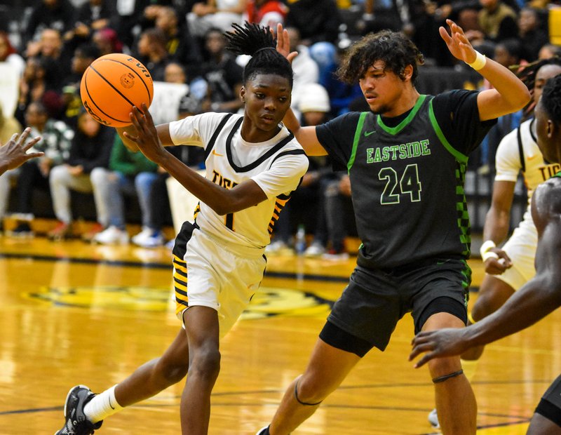 Eastside Eagles, Alcovy Tigers split county rivalry - The Covington News