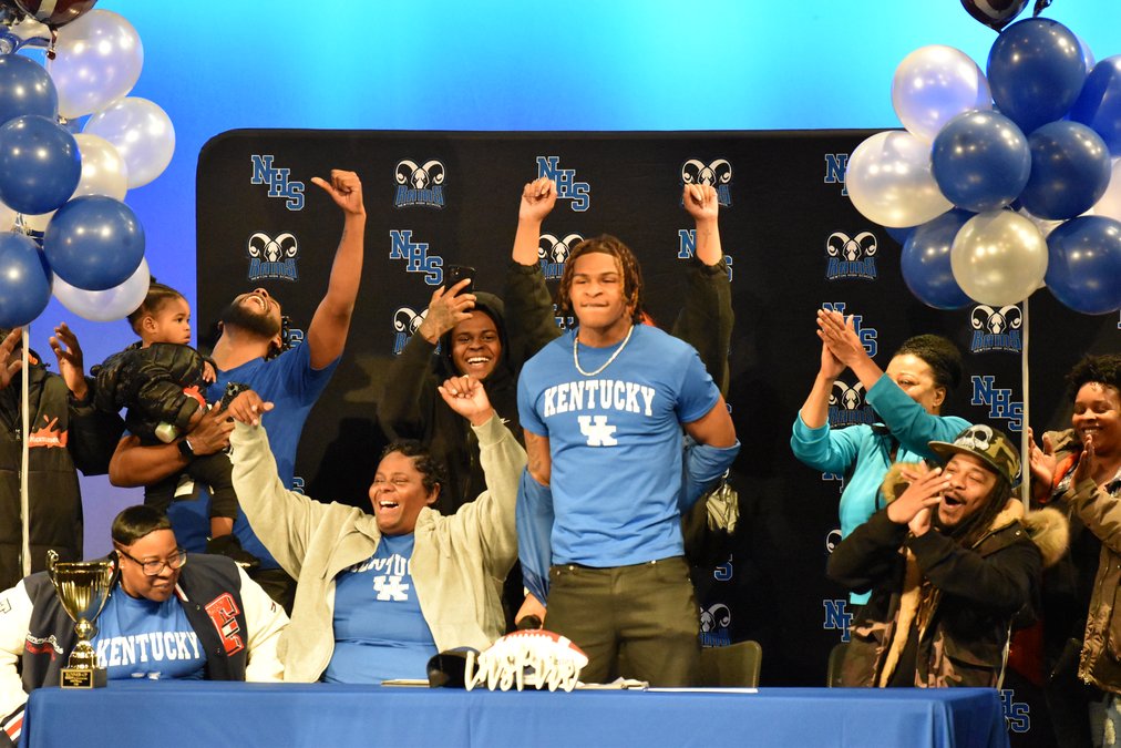 Quintavion Norman turns first full football season into Kentucky ...