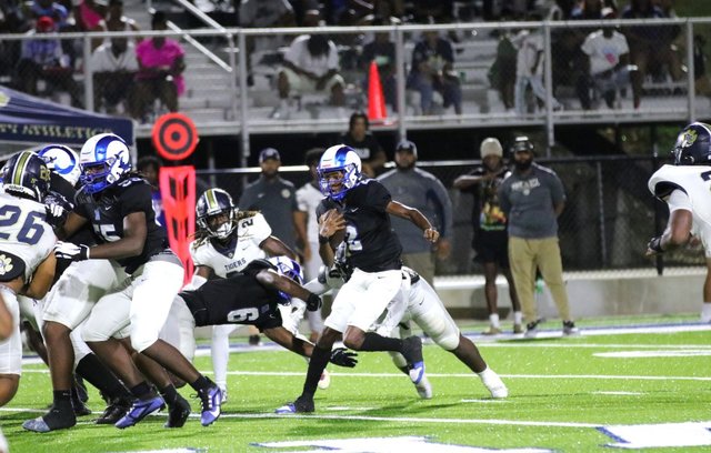 Newton Rams fall at home in 35-15 battle against Douglas County Tigers ...