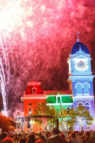 PHOTO GALLERY: 2024 Lighting of the Square - The Covington News
