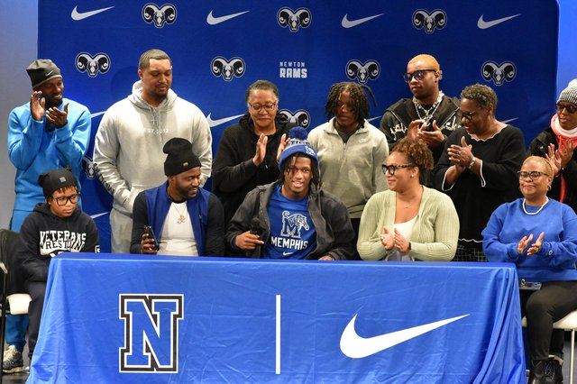 Leslie signs to Memphis following senior season with Rams - The ...