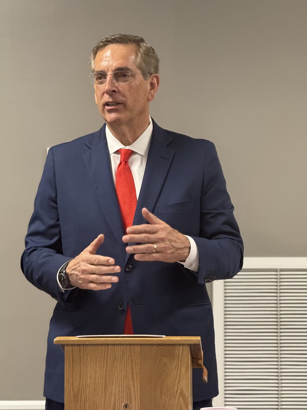 Raffensperger’s run for governor stops in Monroe - The Covington News