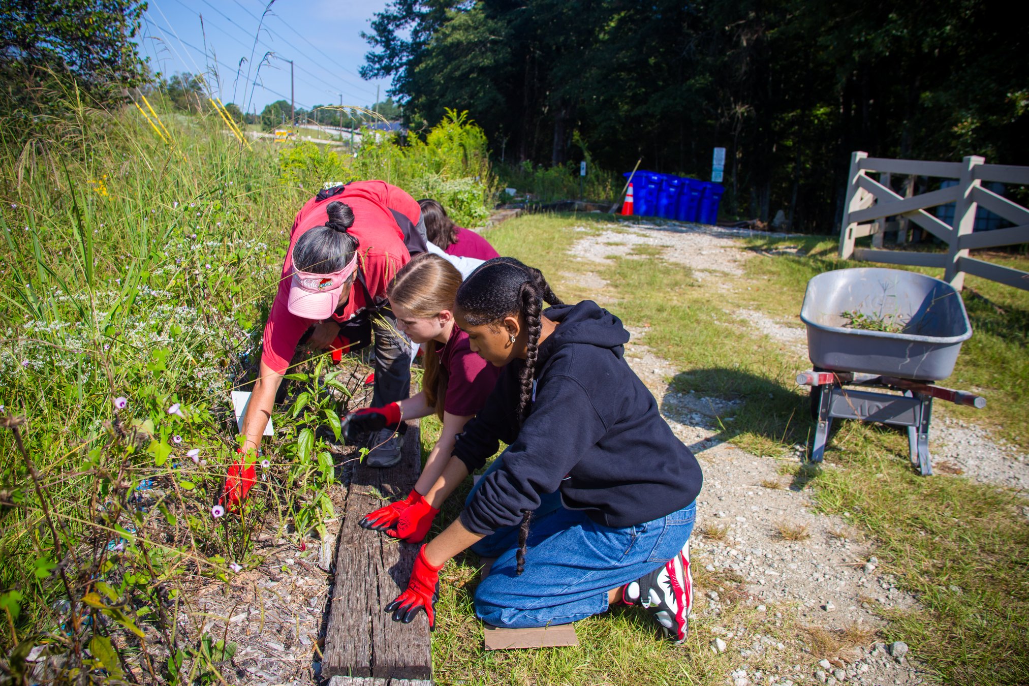 Peachtree Academy students serve the community at Big Haynes Creek ...