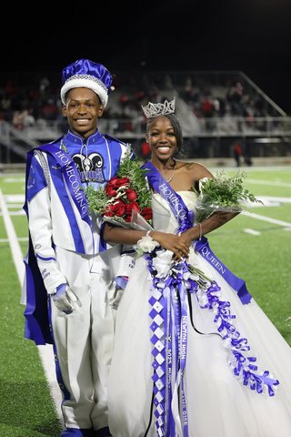 ROYAL RAMS: Newton High School crowns Homecoming King and Queen - The ...