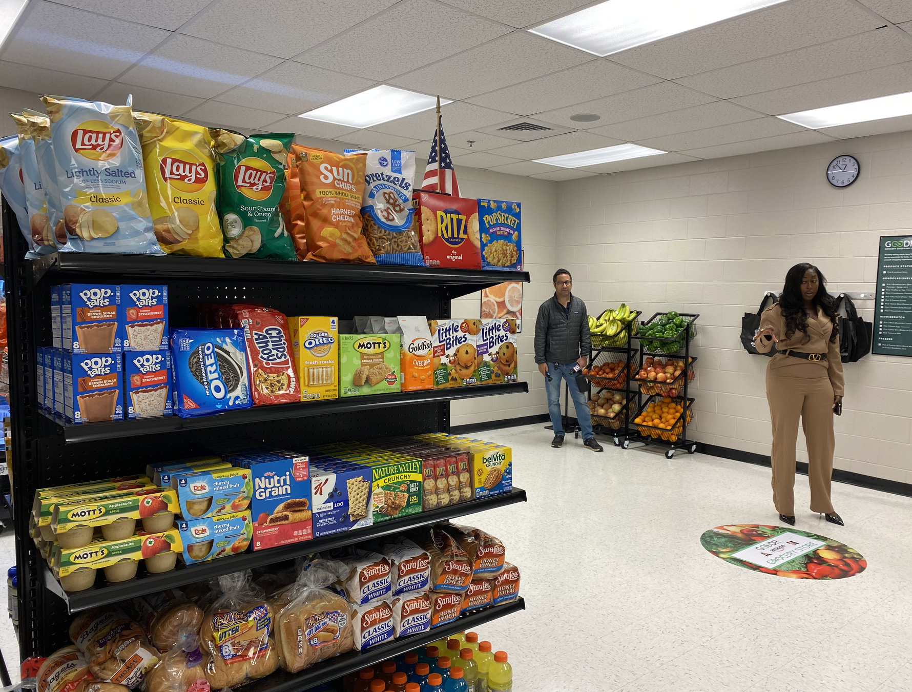 Goodr, Amazon partner with Newton County Schools to open free mini ...