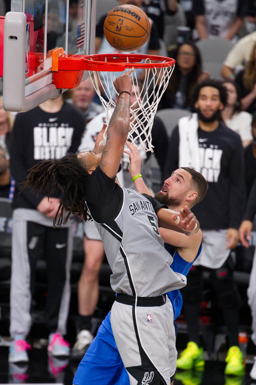 Stephon Castle earns Western Conference Player of the Week award - The ...